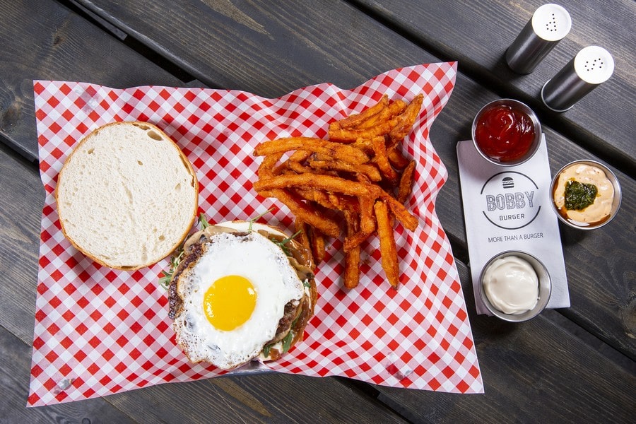 בובי בורגר - Bobby Burger - מסעדת המבורגרים בירושלים - Rest